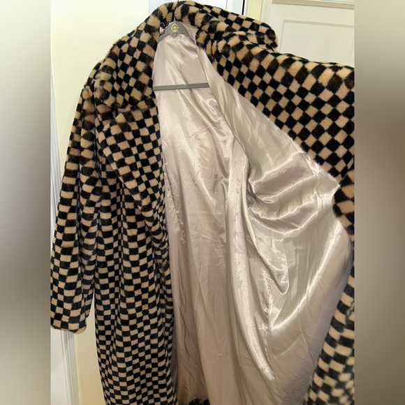 PrettyLittleThing | Jackets & Coats | Pretty Little Thing Checkered ...